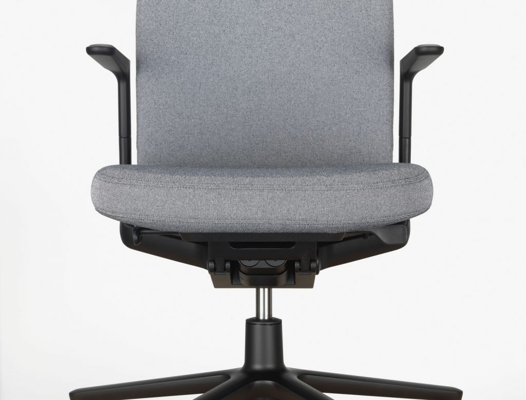 Vitra x Barber & Osgerby - 費時四年，打造完美且帶來平靜的辦公椅 - EVERYDAY OBJECT