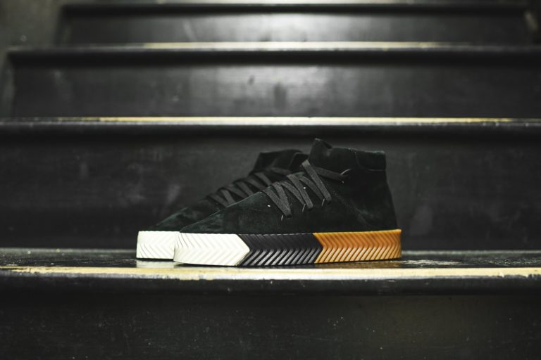 王大仁設計的愛迪達球鞋 - Adidas Originals AW Skate By Alexander Wang - EVERYDAY OBJECT