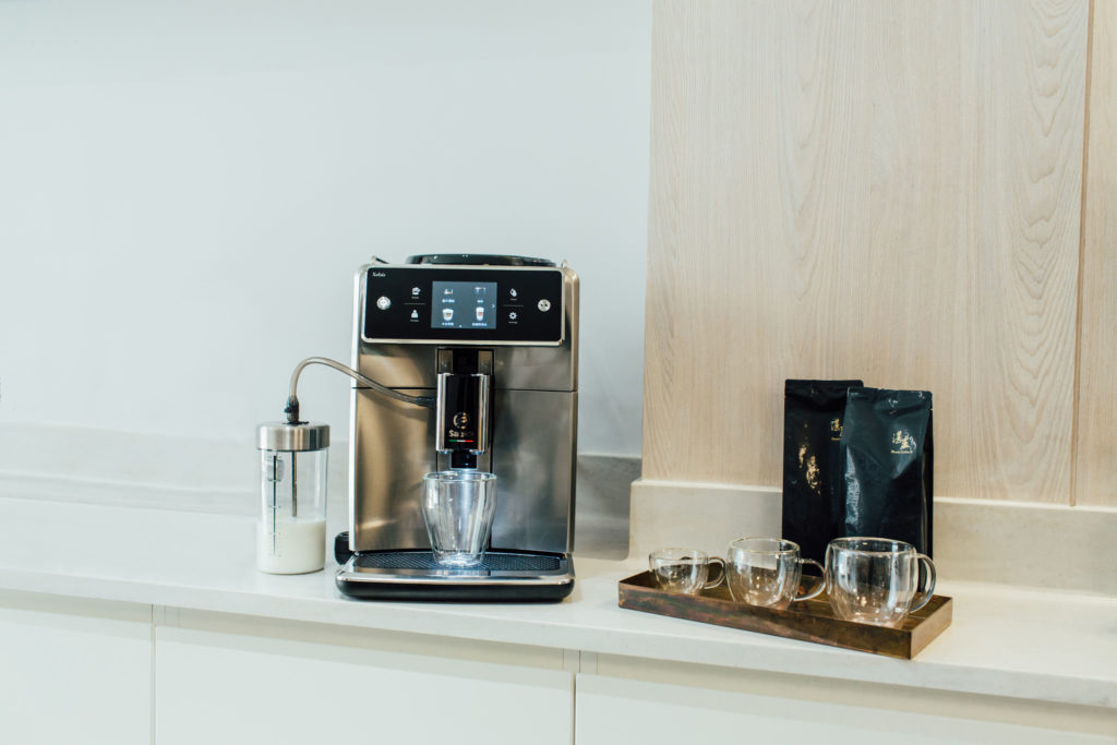 何謂頂級義式咖啡饗宴？飛利浦 Saeco 全自動義式咖啡機 Xelsis SM7685 就是定義 - EVERYDAY OBJECT