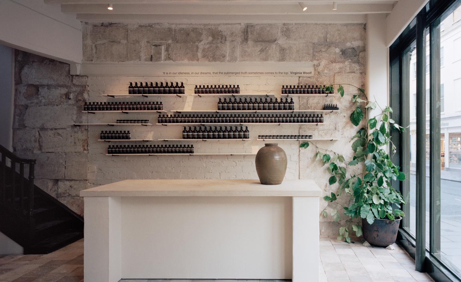 進駐英國巴斯的 Aesop - 將溫泉之城的意象融入古典建築 - EVERYDAY OBJECT