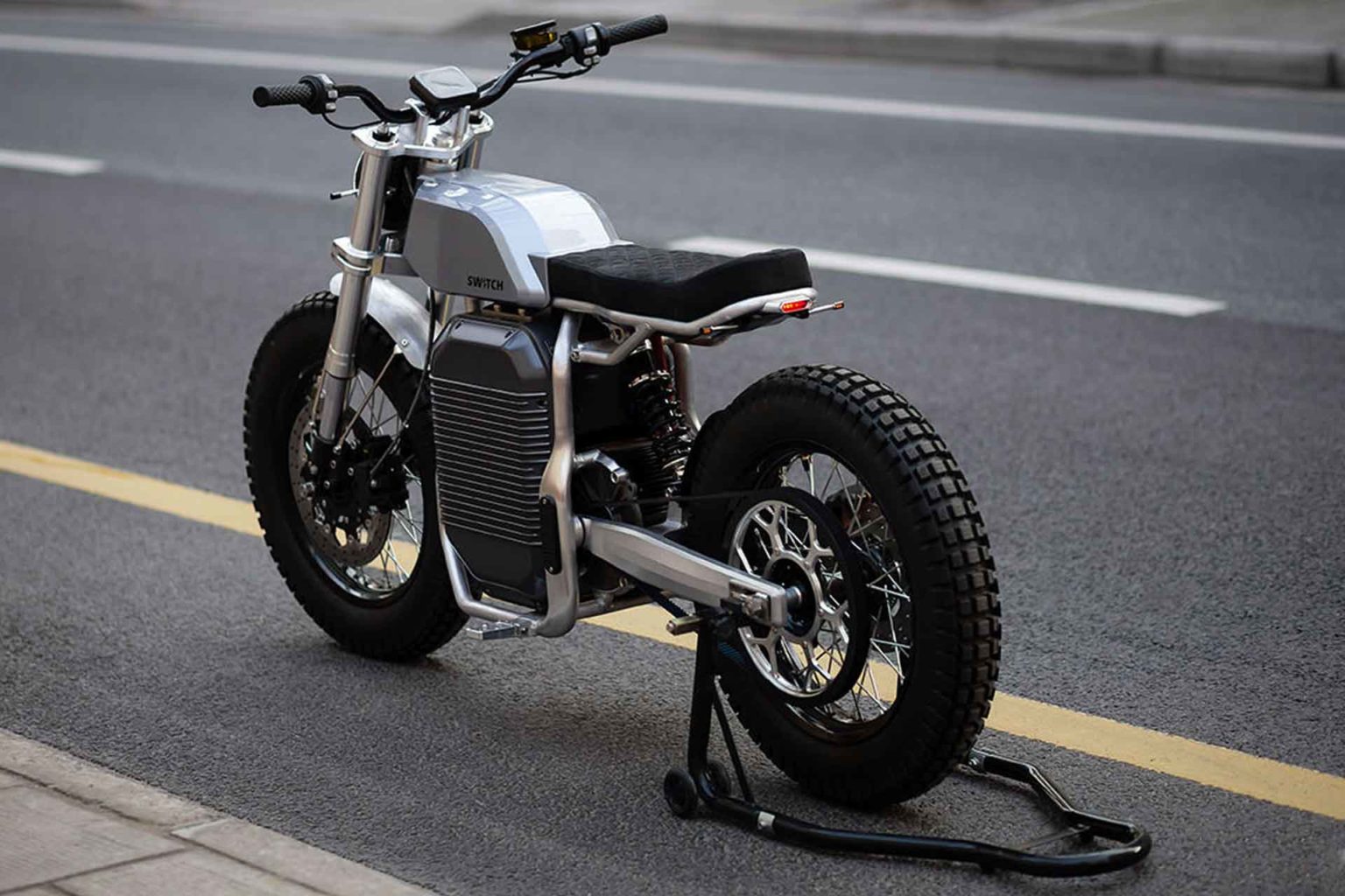結合復古與未來感的電動摩托車 - Switch eSCRAMBLER 即將問世 - EVERYDAY OBJECT