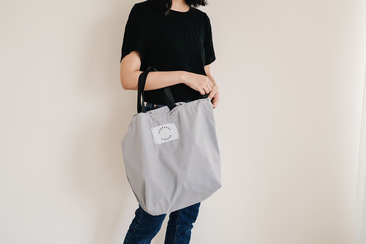 一切化繁為簡 - 全新改款 EO LOGO BAG & EVERYDAY BAG - EVERYDAY OBJECT
