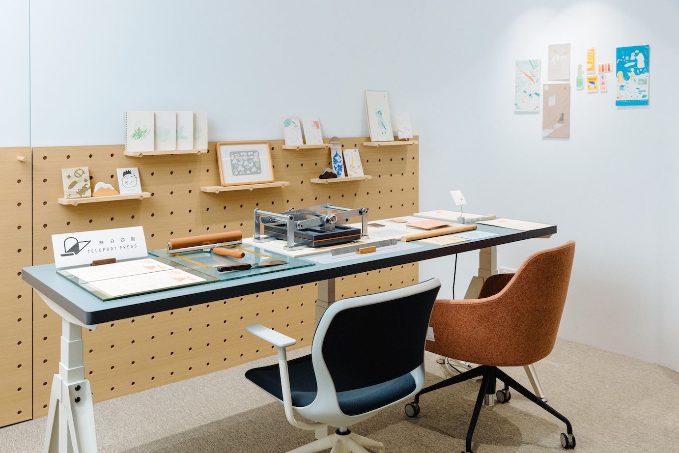 讓日常保持和諧的祕密武器： MOTTI 升降桌從「人」出發，陪你一起把生活過得恰到好處 - EVERYDAY OBJECT