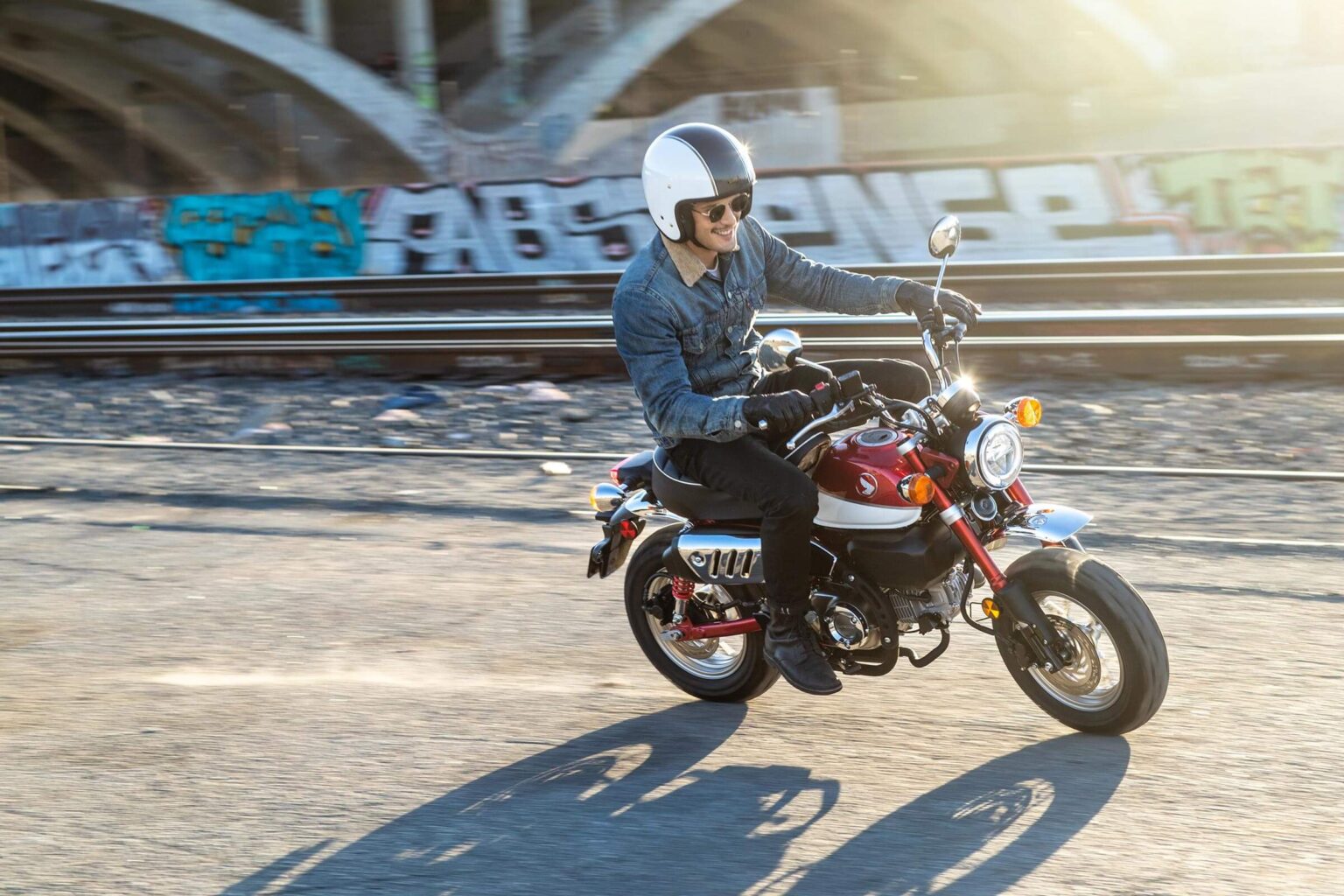 HONDA 推出 60 年紀念版本的 MONKEY 125，輕鬆駕馭重型騎乘 - EVERYDAY OBJECT