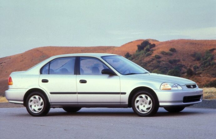 「HONDA CIVIC 今年50歲了！EO帶各位回首 50 年的時光」告訴你至今它依然優雅經典！- HONDA CIVIC 50TH ...