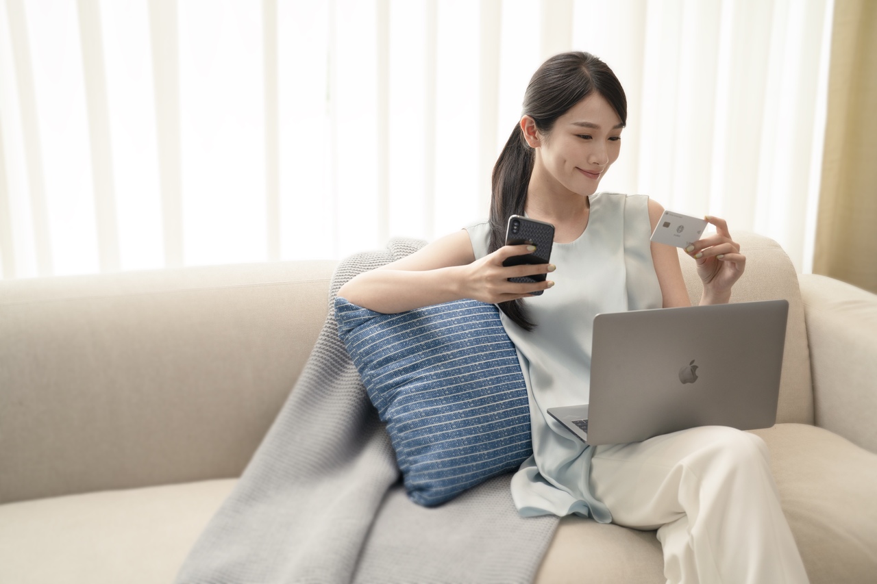 打造聰明支付的生活新型態：讓國泰世華 CUBE app 走入日常，實現優雅理財的最大值！ - EVERYDAY OBJECT