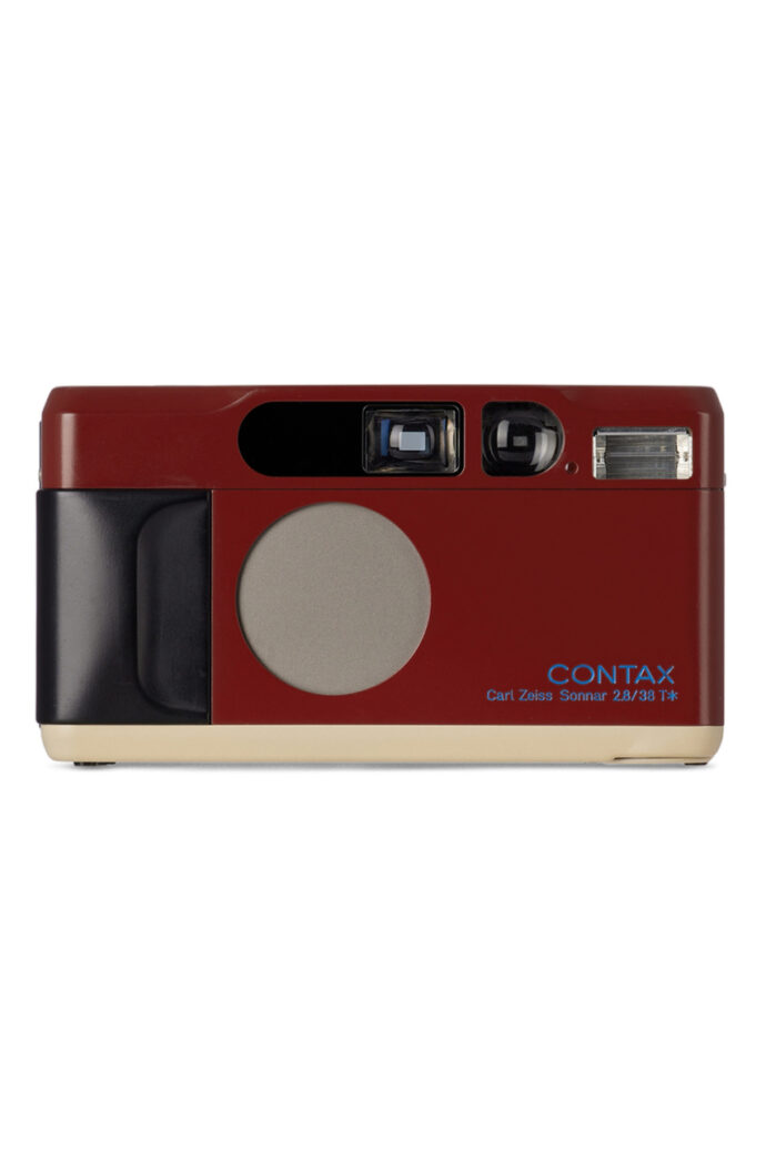 「如果 CONTAX T2 還在量產，會長什麼樣？」為經典底片相機增添一絲趣味性- SSENSE EXCLUSIVE MAD CONTAX ...