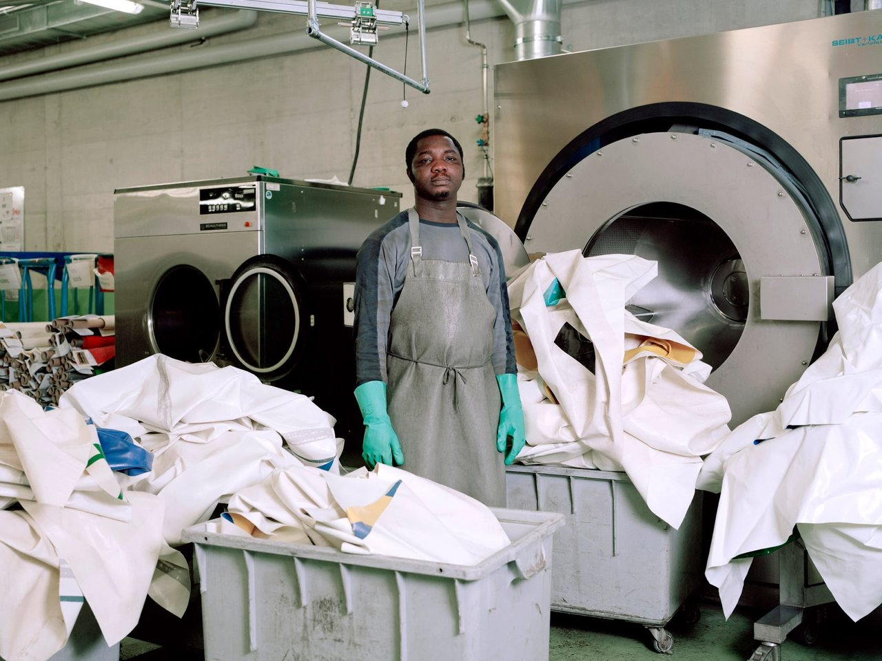 「將永續性落實於手機殼上，轉化為獨一無二的時尚單品」- freitag F385＆F380 JUSTIN - EVERYDAY OBJECT