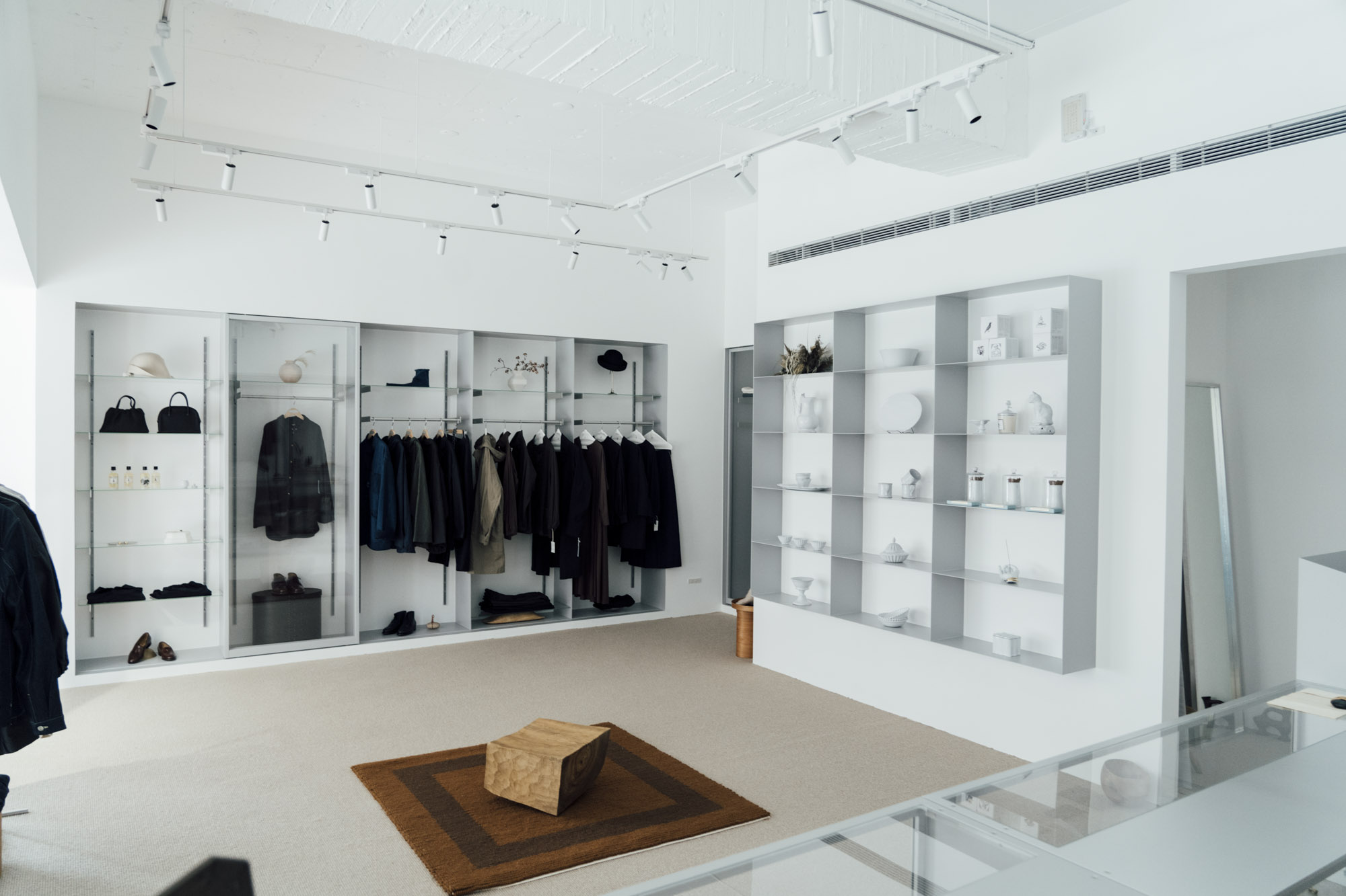 [ 店訪 ] 「WASHIDA ATELIER 最新台北高端日系選物店」：從服裝回歸到生活，開一家更忠於自己的選物店 - EVERYDAY ...