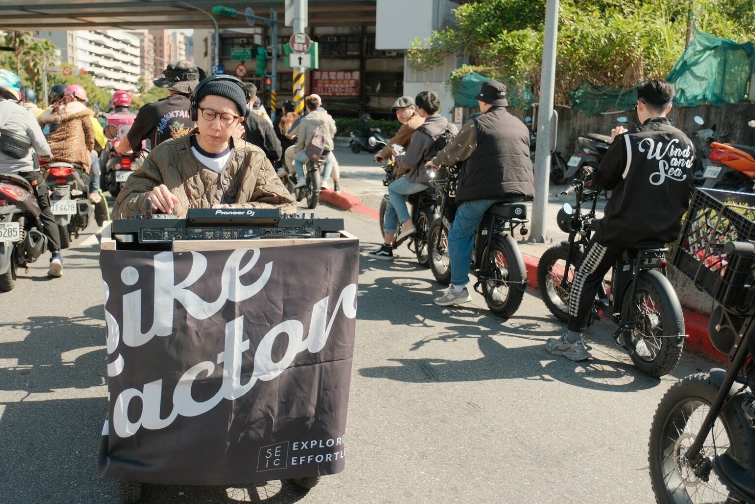 伴隨秋風、跟著搖滾節奏馳乘城市！SEic 首屆搖滾山貓電秋波車主聚 - EVERYDAY OBJECT