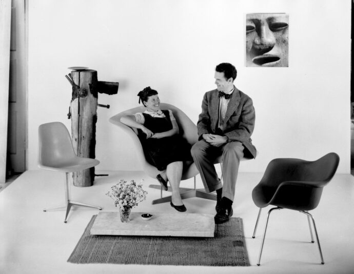 「玻璃纖維才是最正宗的Eames？」Vitra 發表當年 Eames Shell 椅子以玻璃纖維設計的緣由始末，以及如何成為20世紀的椅子代表 ...
