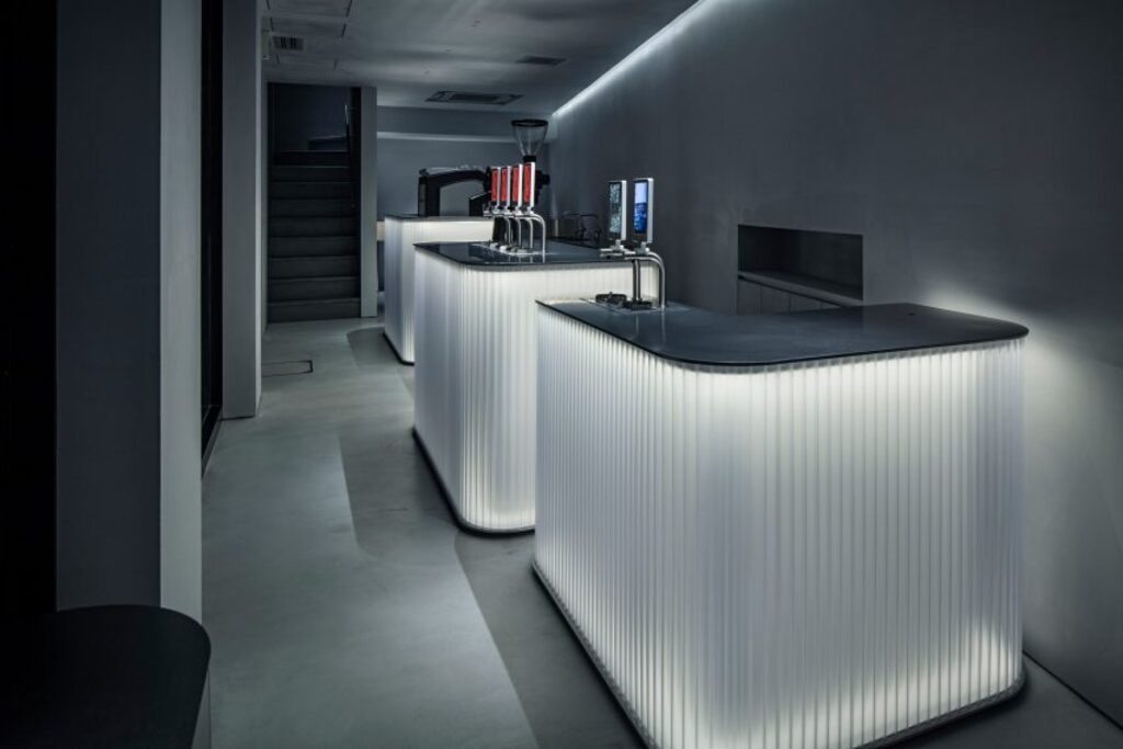 2050 咖啡的未來可能跟你想的不一樣」京都 2050 coffee 以極簡咖啡店及精心挑選的豆子，述說這些日子 - EVERYDAY OBJECT