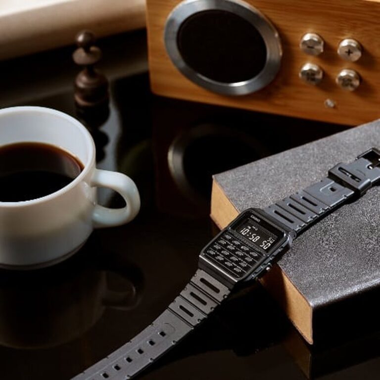 「CASIO電子錶50週年紀念款，你會選哪一款？」 Casiotron 問世 50 週年，重現 7、8、90 黃金年代復古設計系列 - EVERYDAY OBJECT