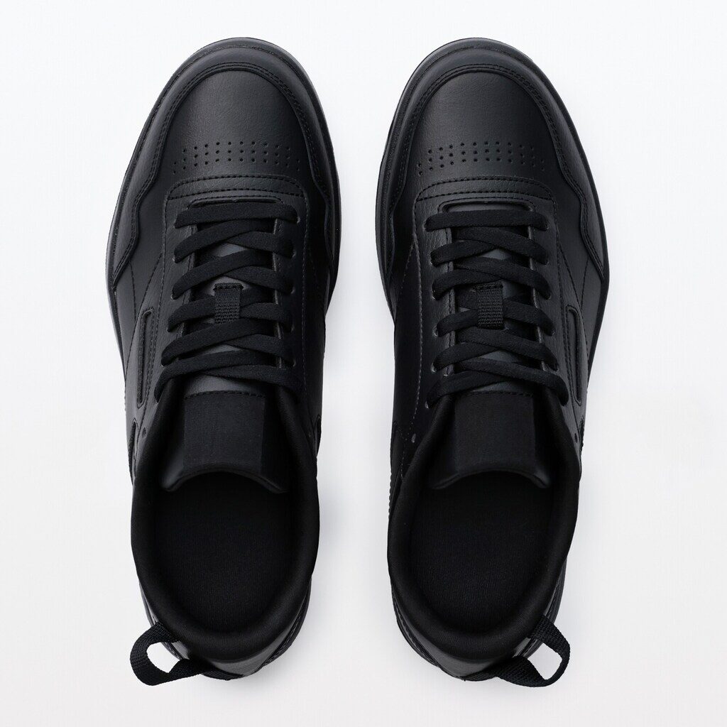 「MUJI x Reebok 合作款」史上首度聯名運動鞋新登場，以實惠價格、經典的白色皮革設計，打造怦然心動的鞋款 - EVERYDAY OBJECT