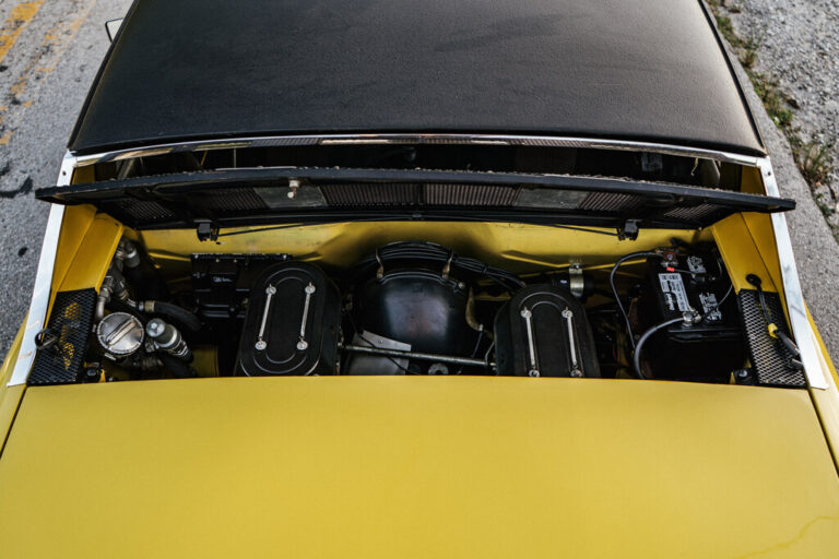 「據說是絕無僅有的金絲雀黃色外觀」競賽車測試車卻備受收藏家呵護的Porsche 特殊款 914/6 GT，完整保留出廠美麗模樣 ...