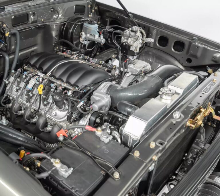 「經典與現代的完美契合」專注改造 Toyota Land Cruiser 車廠 TLC4x4，推出奢華古風越野車 - 1989 Toyota ...