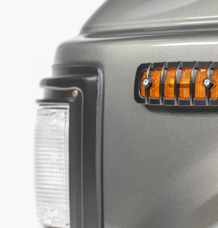 「經典與現代的完美契合」專注改造 Toyota Land Cruiser 車廠 TLC4x4，推出奢華古風越野車 - 1989 Toyota ...