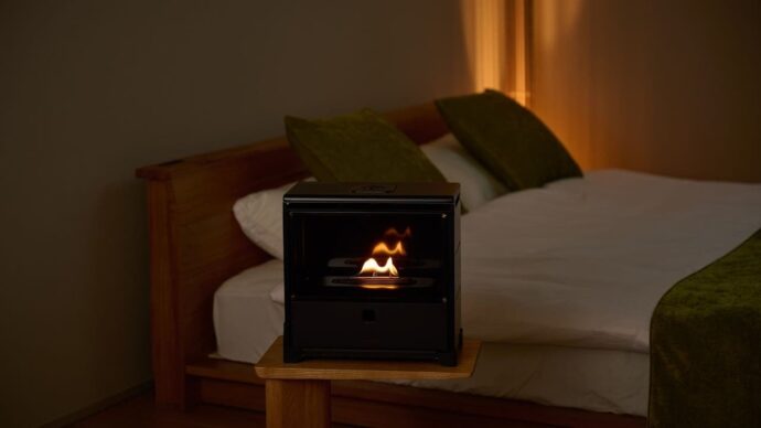 「焰光搖曳，打造美好氛圍」迷你攜帶式小壁爐 Iwatani MYDANRO，實現居家暖心的夢想 - EVERYDAY OBJECT