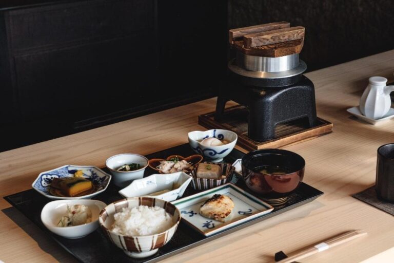 「江戶、明治與現代風情的匯集」以食會友，遇見岡山縣的倉敷美觀料理旅宿 － 撚る屋 YORUYA - EVERYDAY OBJECT