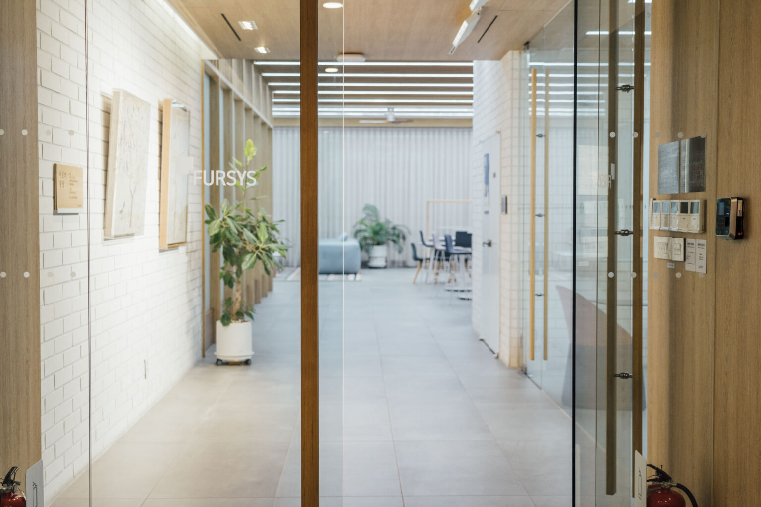 [ EO 開箱 ] 「韓國家居品牌如何設計工作空間？」從 iloom 首爾總部辦公室到旗艦店，家具為生活加值的實踐現場 - EVERYDAY OBJECT